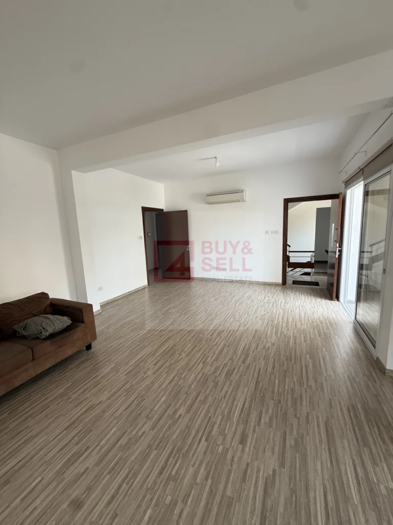 3 Bedroom Apartment for Rent in Limassol - Neapolis €2250 - INDEX.cy