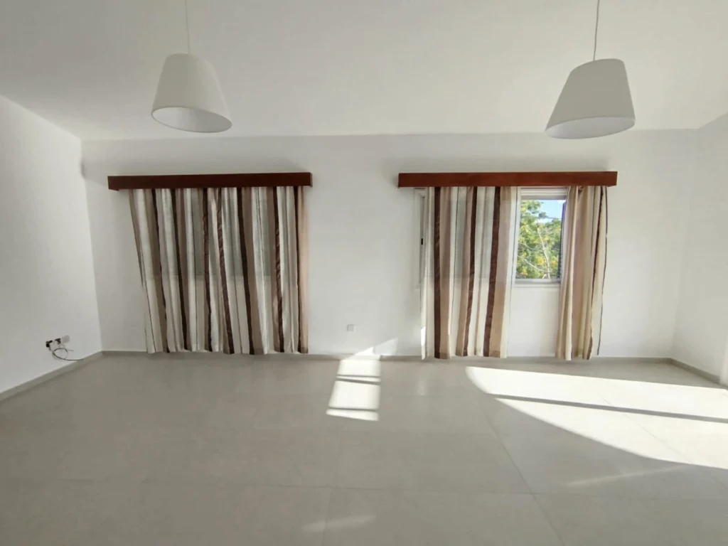 2 Bedroom Apartment for Rent in Kissonerga, Paphos District €1200 ...